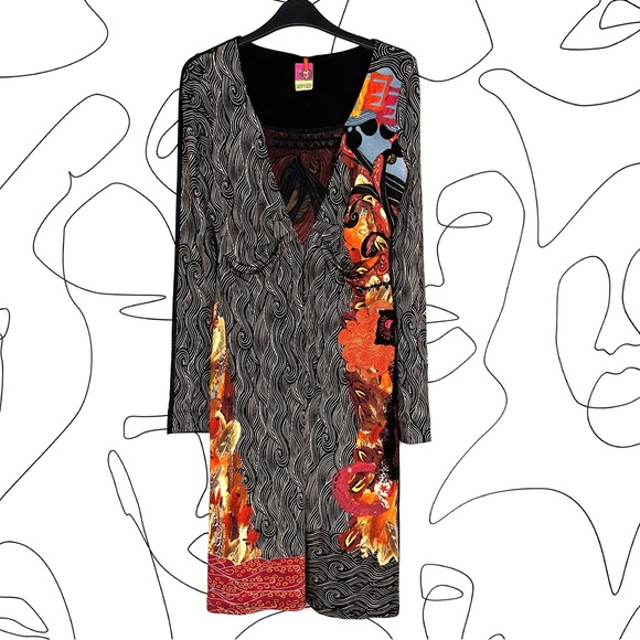 Save The Queen | Dresses | Save The Queen Art To Wear Graphic Print ...